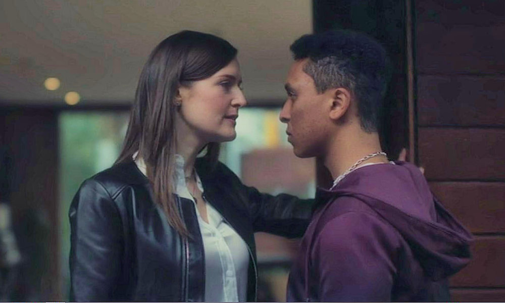 A House Divided Against Itself » Area 33