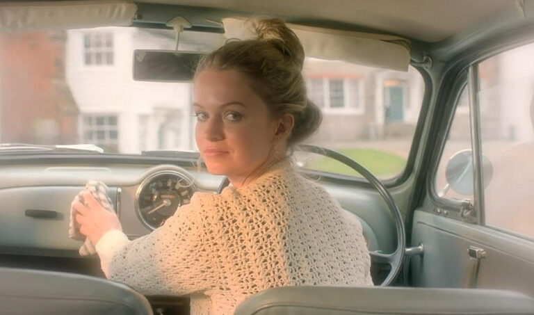 Queens of Mystery - A Primer » Area 33